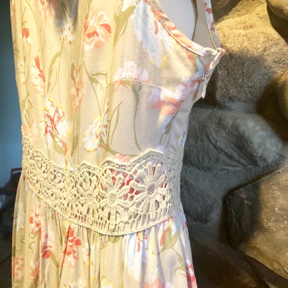 LC Lauren Conrad | Dresses | Lc Lauren Conrad Lace Floral Moon Sundress ...